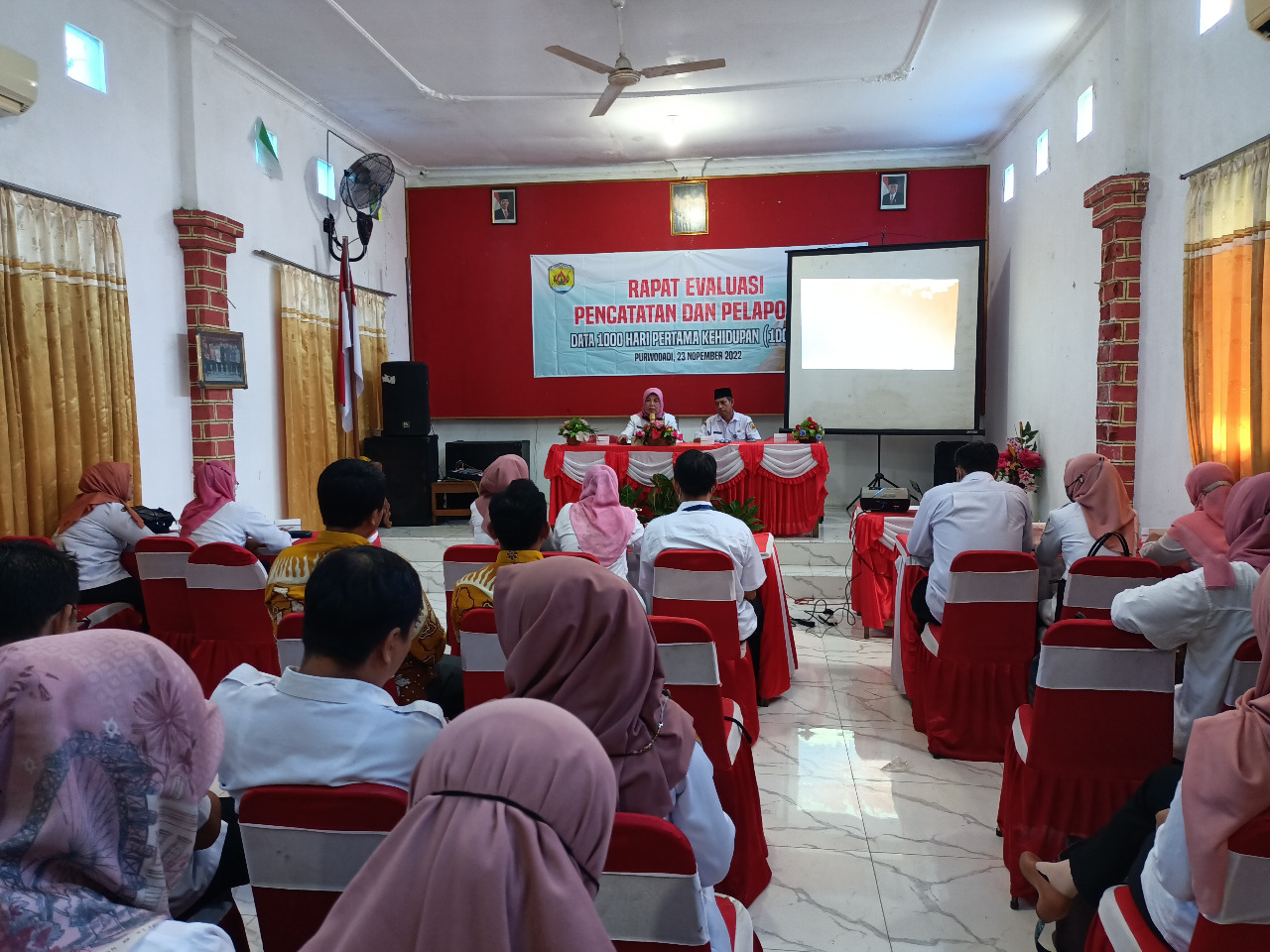 Rapat Evaluasi Pencatatan dan Pelaporan 1000 Hari Pertama Kehidupan ...